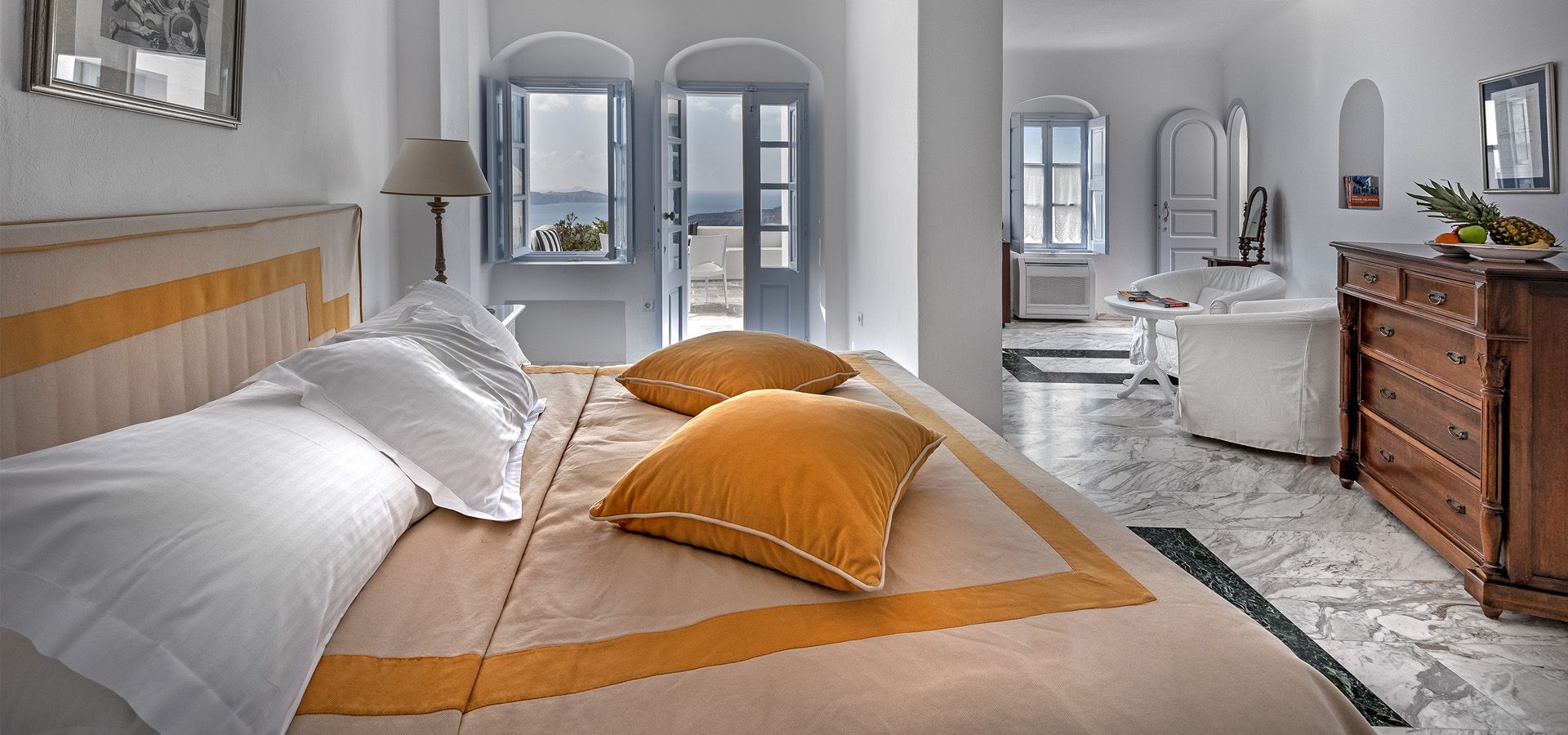 Volcano & Sea View Suites – Aigialos Santorini | Calderafront Luxury